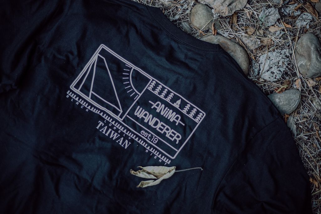 BLN-B02 Logo T-Shirt - BLK – ANiMA WANDERER ® Official.