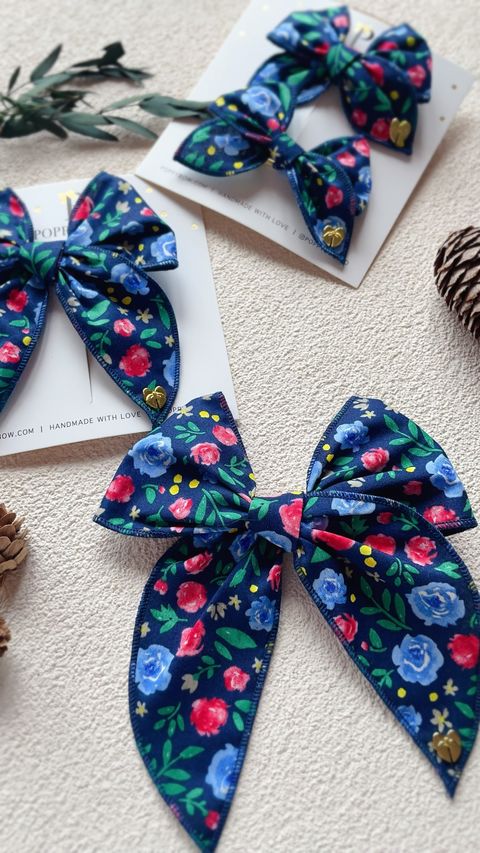 Poppy Bow Premium Petite Bella Bow // Joyful