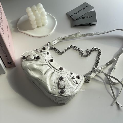 In Stock 現貨 – 巴黎春天精品百貨