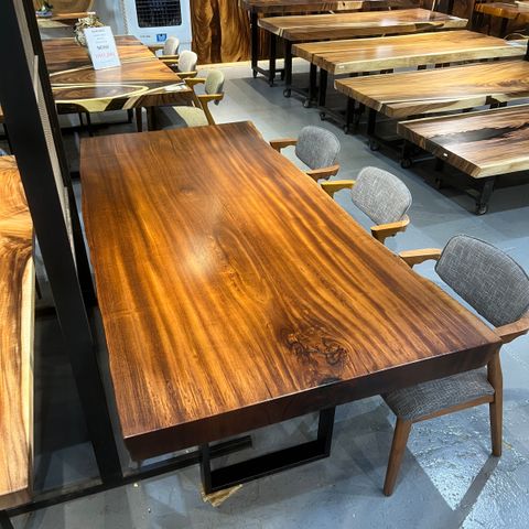 Merbau Dining Table (8 Seater) DT939 – Art of Tree