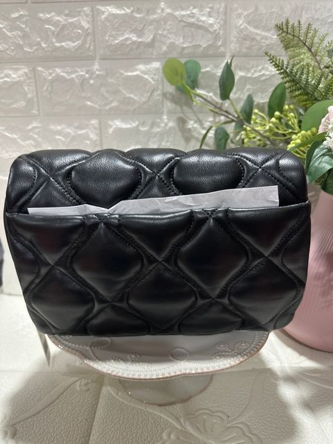 MARC JACOBS – USA With Love