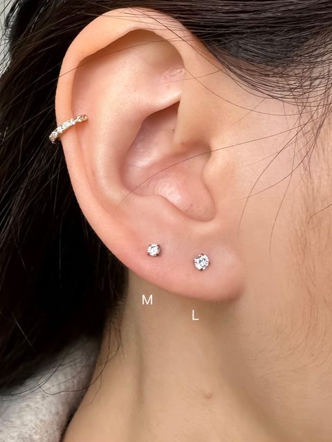 Solo Diamond Studs 18k 經典單鑽耳環 – GLOWEE