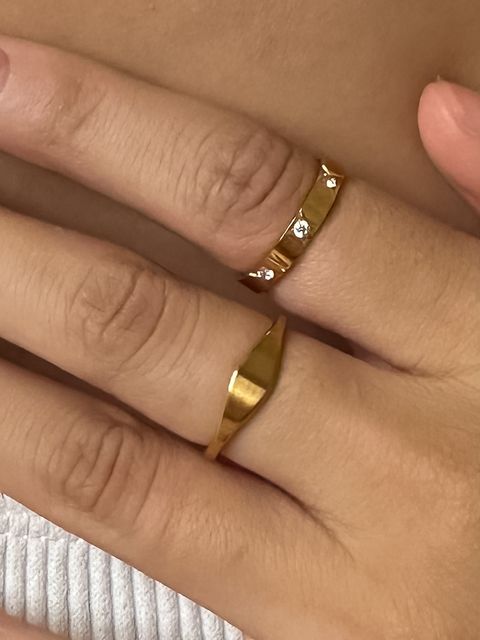 Signet Gold Ring 18k 歐美菱形金戒 – GLOWEE