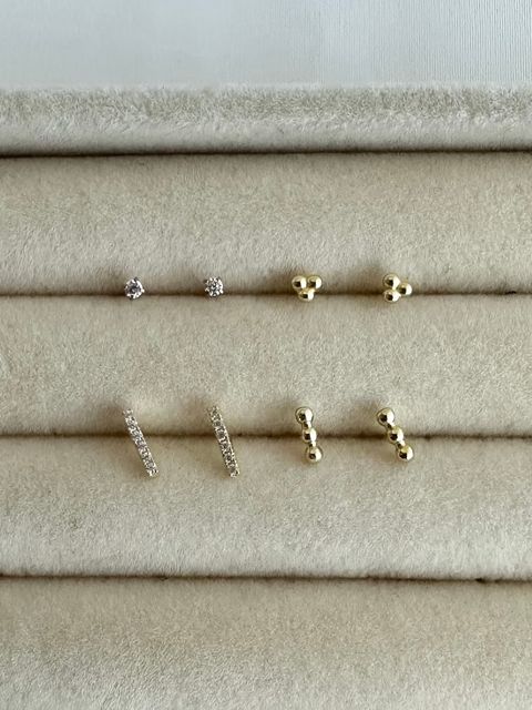 Trio Gold Ball Studs 日常金珠小耳釘 – GLOWEE