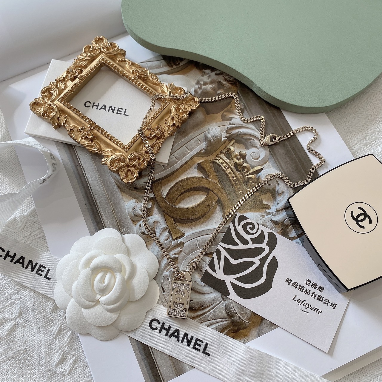 CHANEL – 老佛爺時尚精品 CHANEL – 老佛爺時尚精品