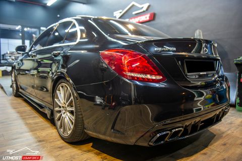 Mercedes Benz W205 C205 GT Carbon Side Skirt – Utmost Downforce Garage