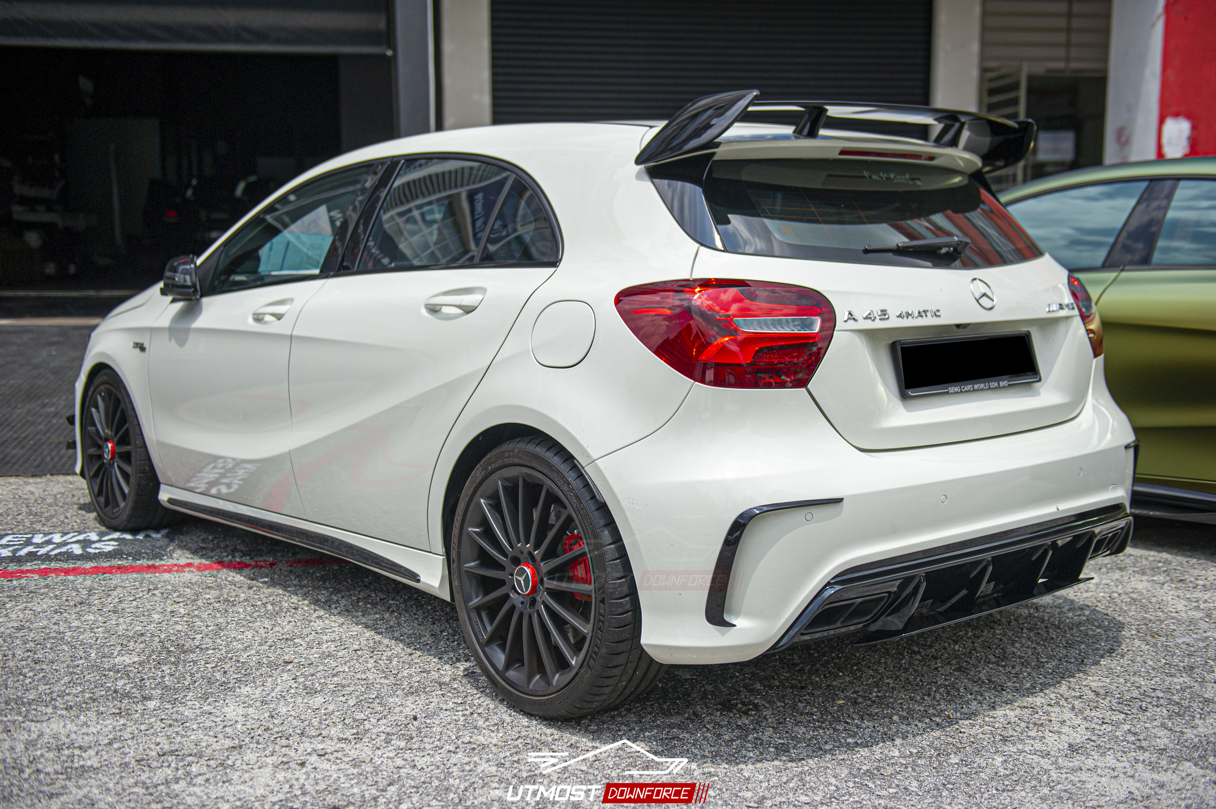 Mercedes Benz W176 A Class Facelift AMG Rear Diffuser ABS Gloss Black ...