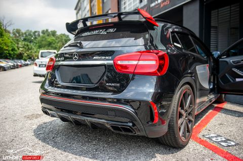 Mercedes Benz X156 GLA45 Rear Diffuser – Utmost Downforce Garage