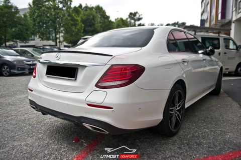 Mercedes Benz W213 E Class AMG ABS Black Spoiler – Utmost Downforce Garage