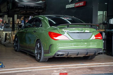 MB C117 CLA – Utmost Downforce Garage