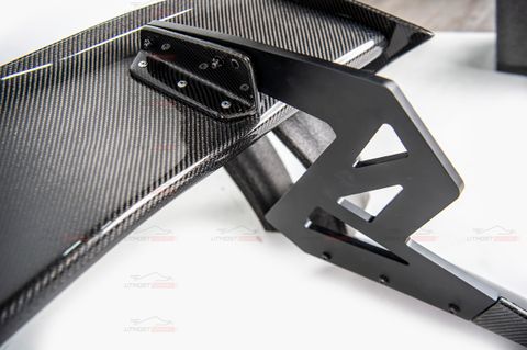 Honda FK8 Type R Spoon Carbon GT Wing – Utmost Downforce Garage