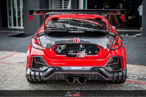 Honda FK8 Type R Rear Trunk Middle Panel – Utmost Downforce Garage