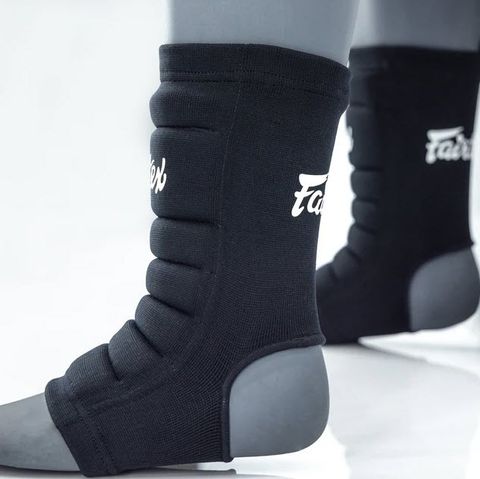 FAIRTEX Padded Ankle Support AS2 – Kick Boxers