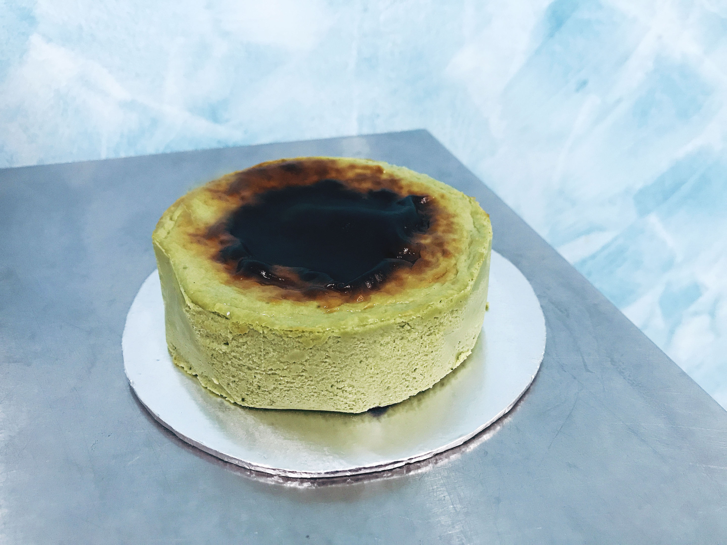 Matcha Burnt Cheese Cake – Floo Food