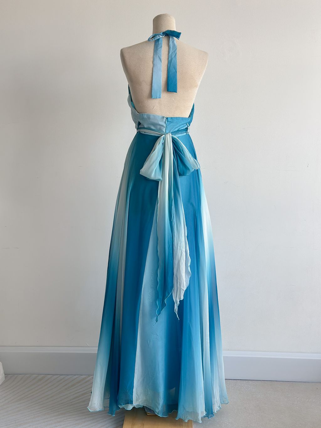 Juju & Christine Ombre Ethereal Chiffon Gown (S-M) – Violette Wears