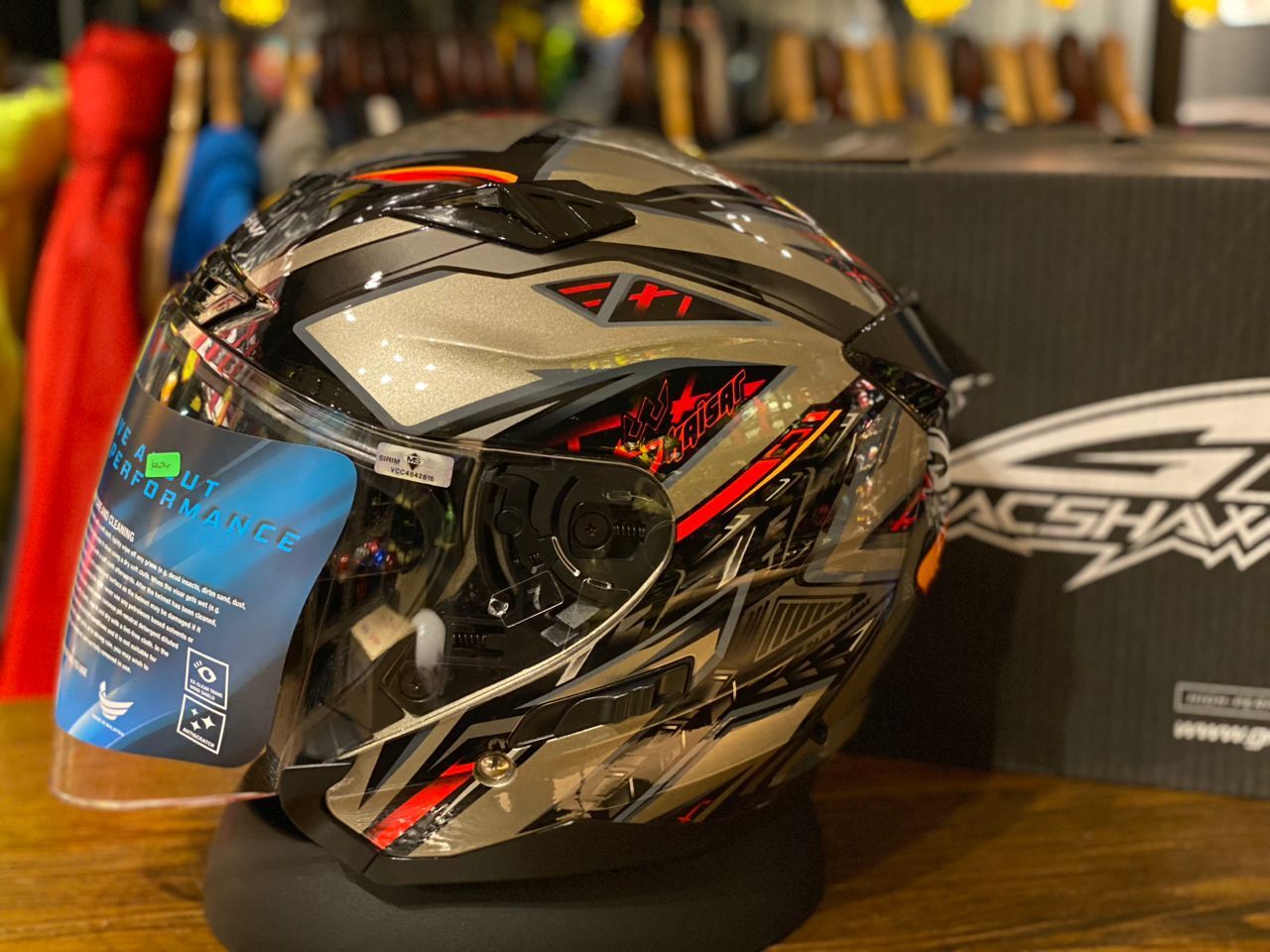 GRACSHAW GENNEX KAISAR CREAM TITAN – VANDERS HELMET