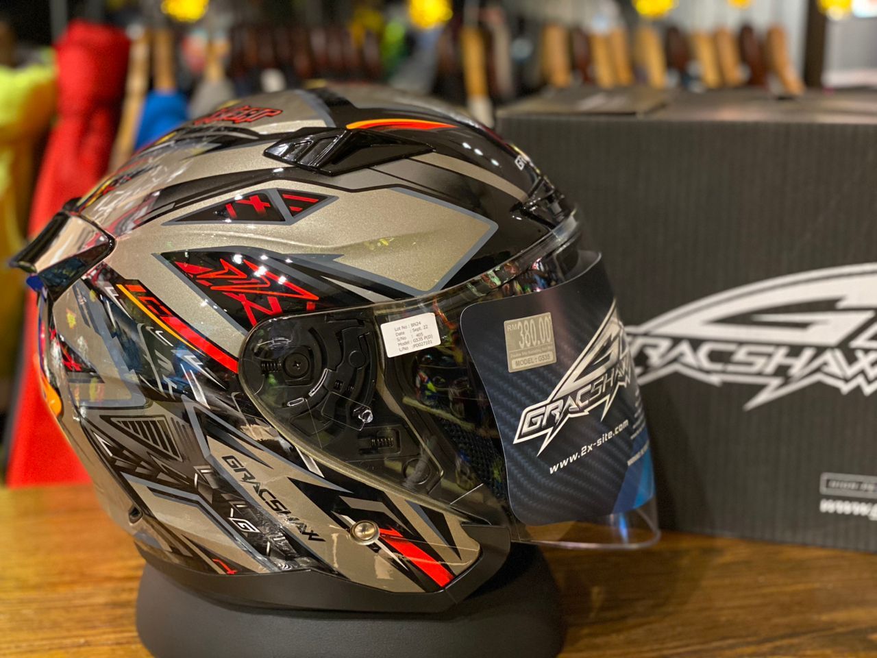 GRACSHAW GENNEX KAISAR CREAM TITAN – VANDERS HELMET