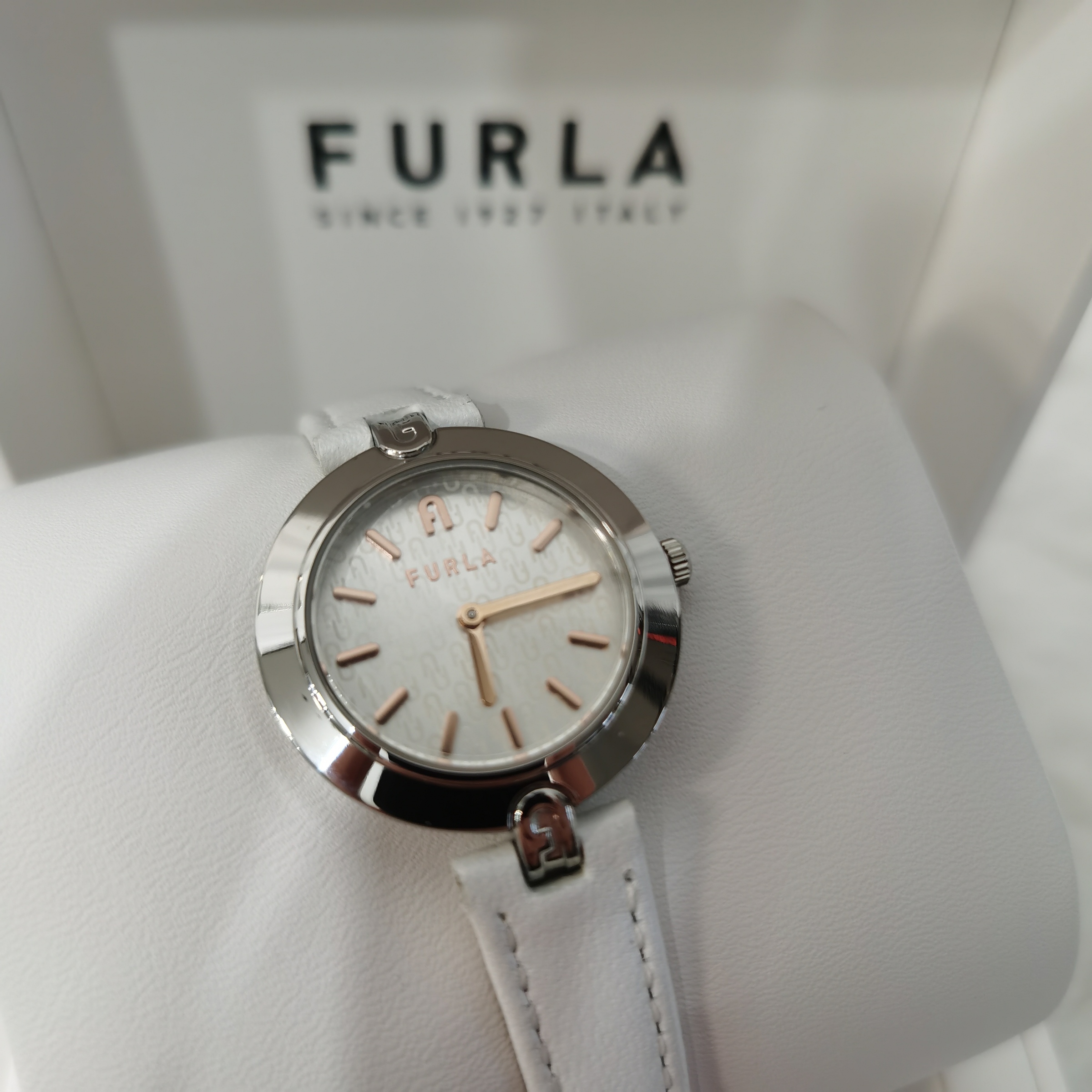 Furla watch – Pshanaeurope