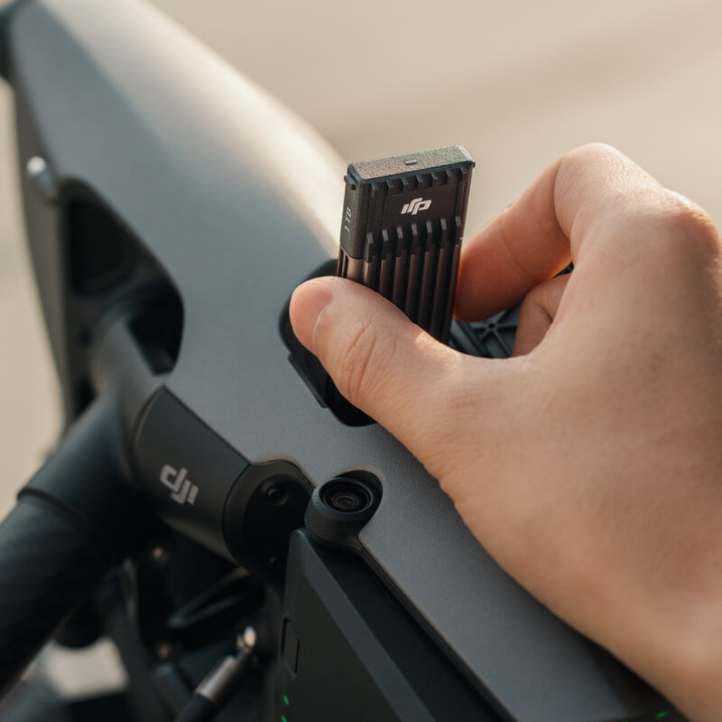 DJI PROSSD 1TB – Drones Kaki | DJI Enterprise Authorized Store