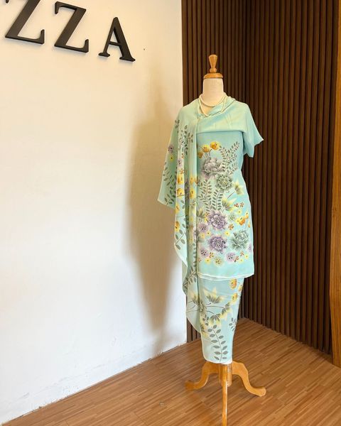 Peony dalam Tona Aqua (Crepe) – Lizza Creations