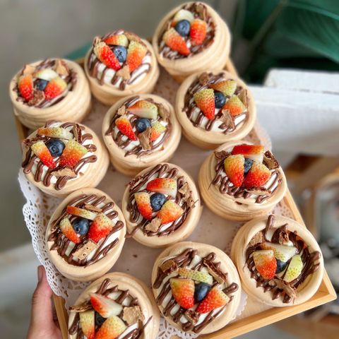 Mini Nutella Pavlova – Scrumptious Sugar