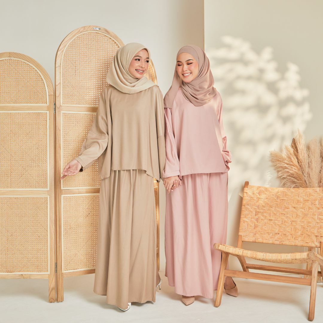 Qayla Satin Matte Cotton Set – HAURA WEAR