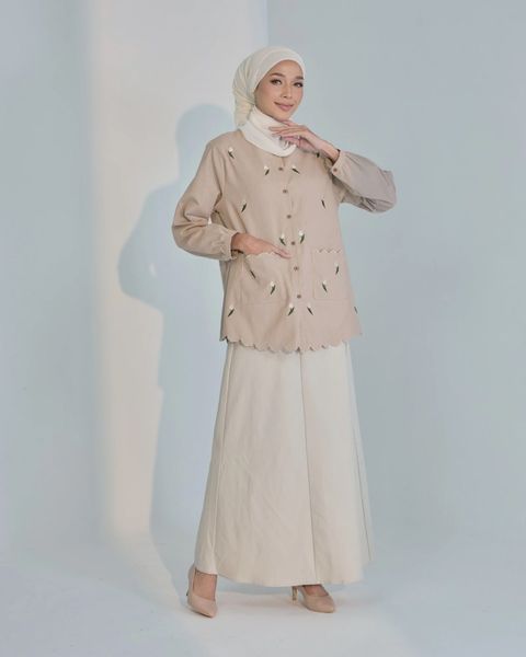 [TOP ONLY] Letty Cotton Linen Blouse With Embroidery – HAURA WEAR