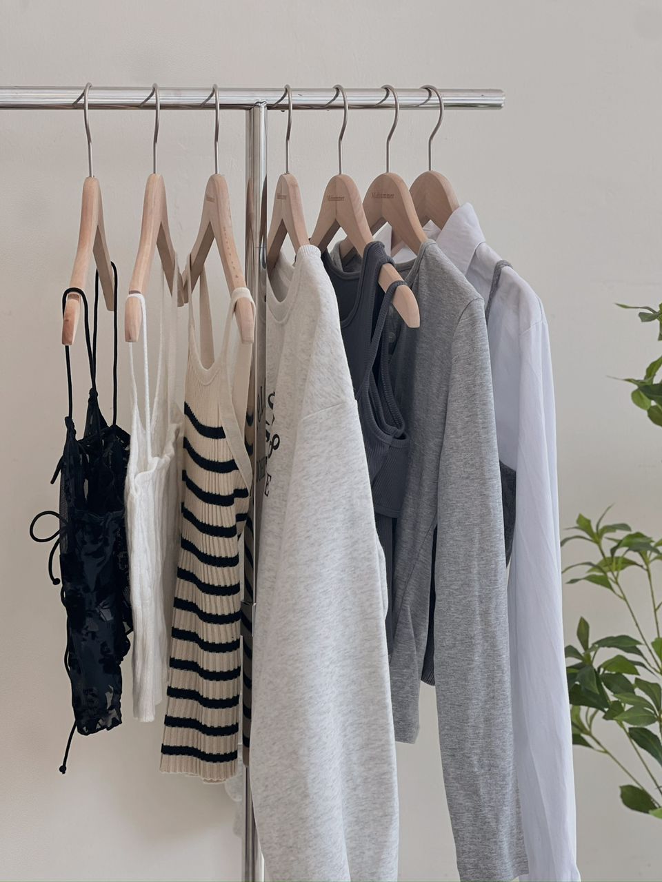 MIDSUMMER CLOTHING