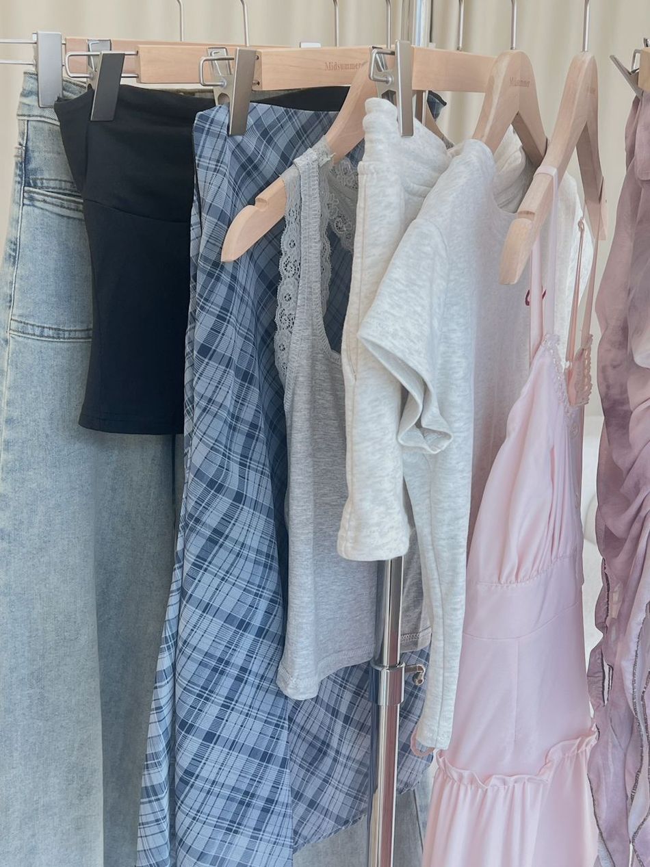 MIDSUMMER CLOTHING