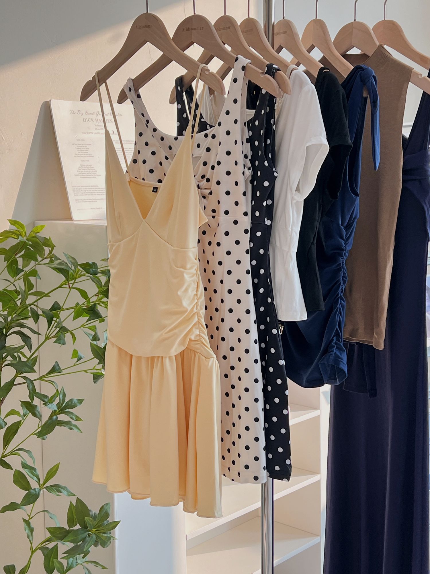 MIDSUMMER CLOTHING