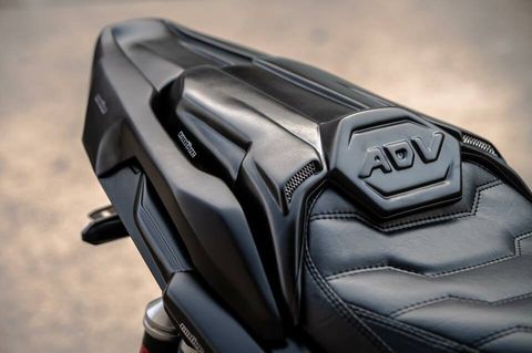 HONDA ADV160 TYPE-X Rear Spoiler - BLACK – Kitty ADVenture PRO Shop