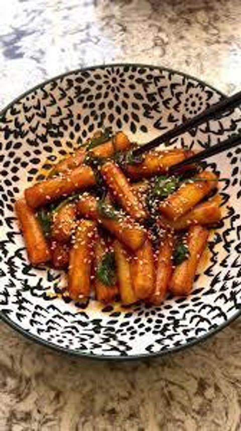 [FROZEN] MYUNGGA HOT ISSUE KOREAN WHEAT RICE CAKE 1KG HALAL KOREAN ...