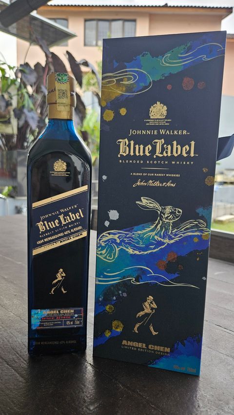 Johnnie Walker Blue Label Rabbit Art By Angel Chen 750ml – 布莱恩酒馆 Online ...