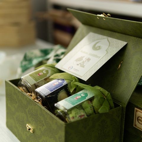 Raya Gift Set - KPJ Tawakkal – MessengerCo