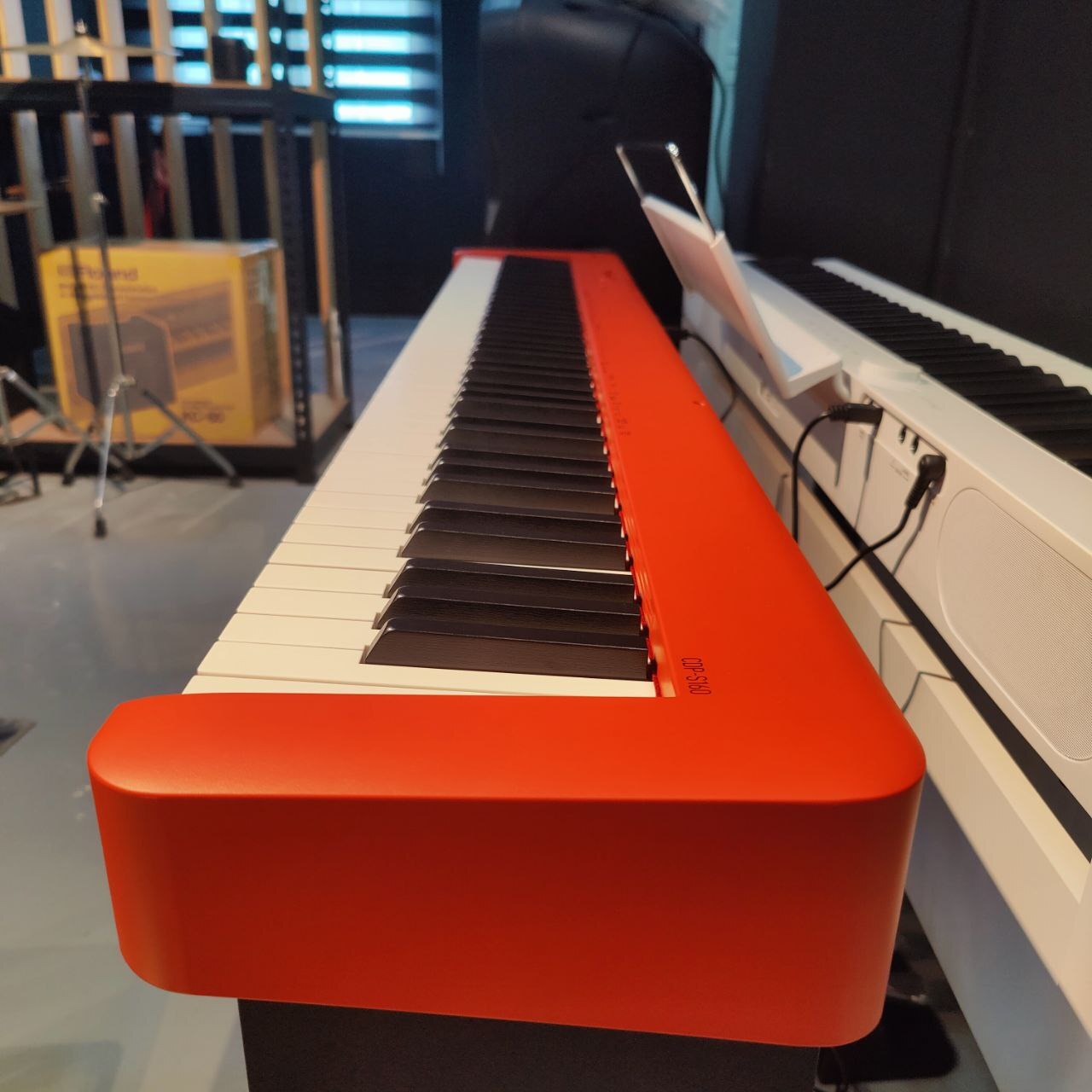 Casio CDP-S160RD 88-key Digital Piano with Edifier W600BT Headphone RED ...