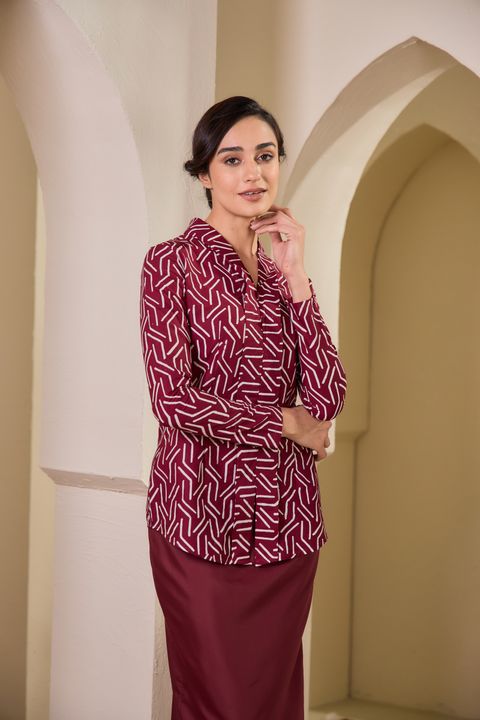 Kebaya Midi Batik Moden - Mekar-Maroon – AMAR AMRAN