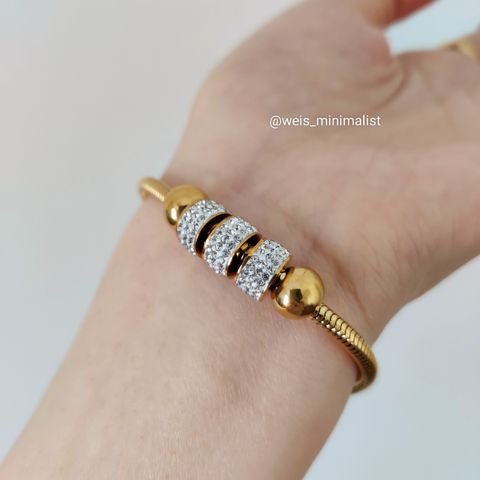 Nevaeh Zirconia Charms Bracelet – Weis Minimalist