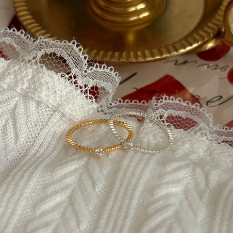 basic diamond ring – Rugosa.