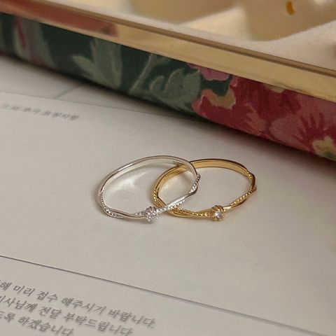 twist diamond ring – Rugosa.