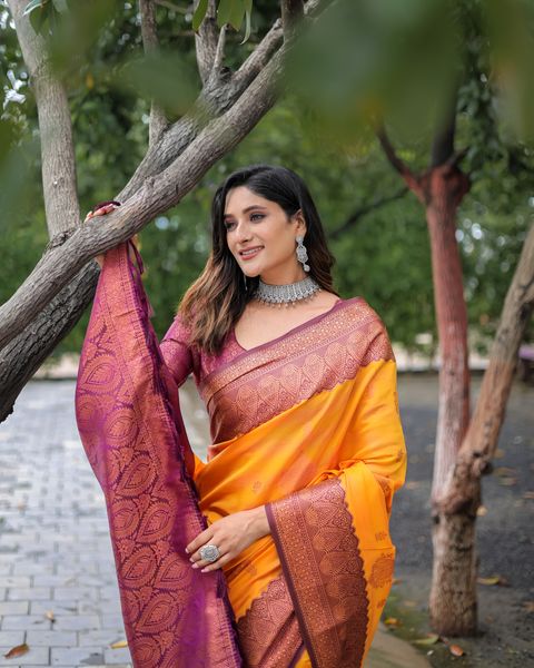 LATHA – Jaanusarees