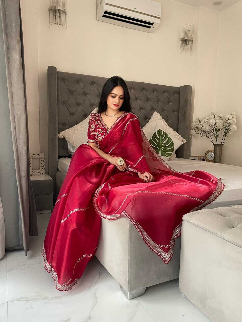 MAYA – Jaanusarees