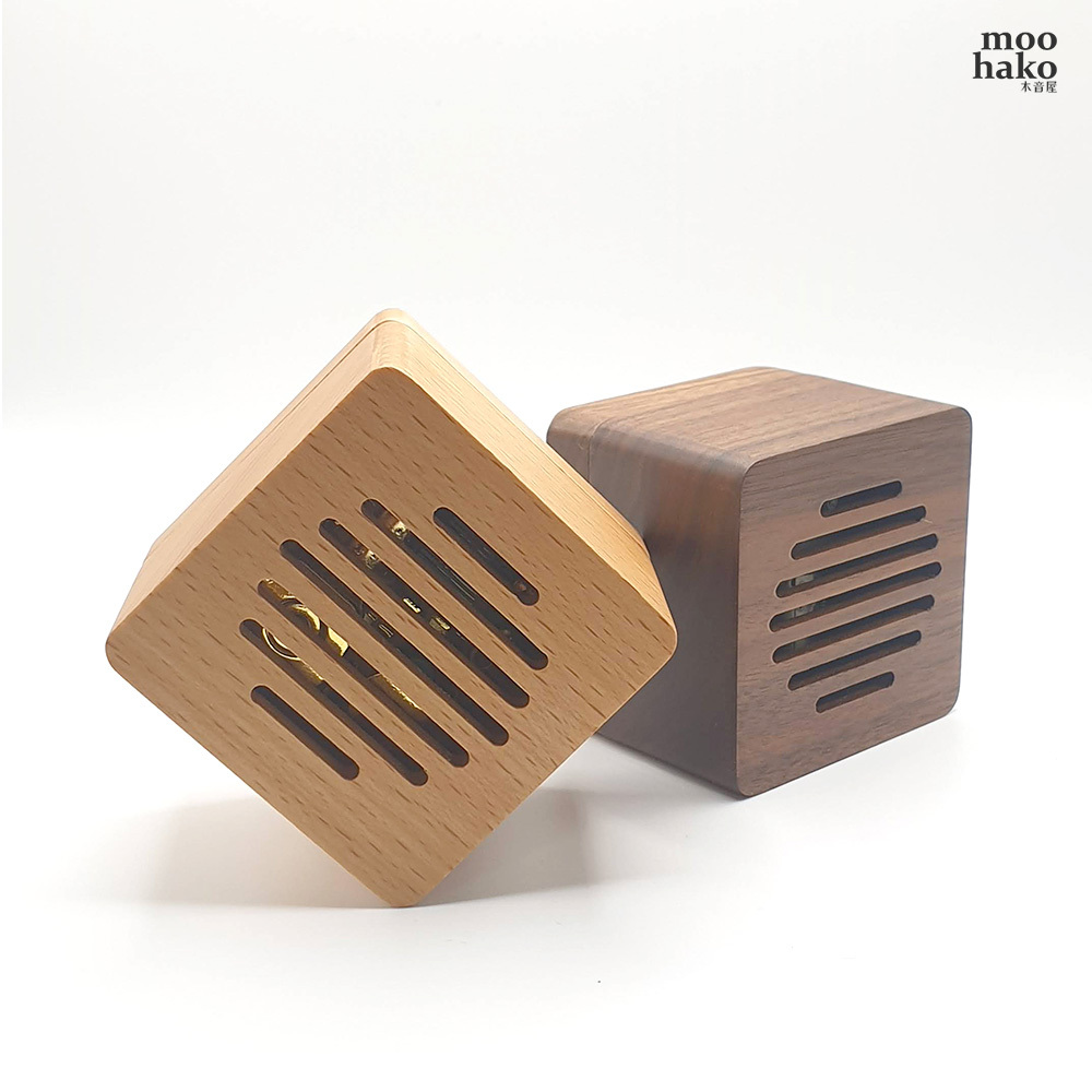 Classic Wooden Music Cube – moohako / 木音屋