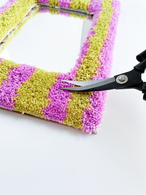 Curved Blade Scissors – Tuft Space