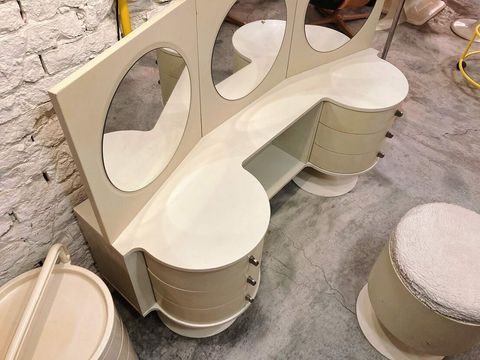 1970s Germany Space Age Vanity 德國太空風格化妝鏡台 – mid20thkiosk
