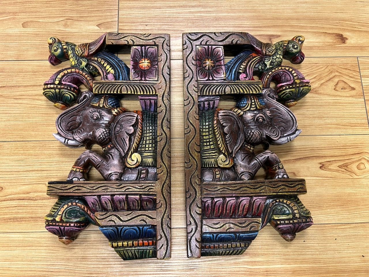 WD28 - Handpainted Wooden Elephant Wall Bracket - Set of 2 – Shopee Chennai