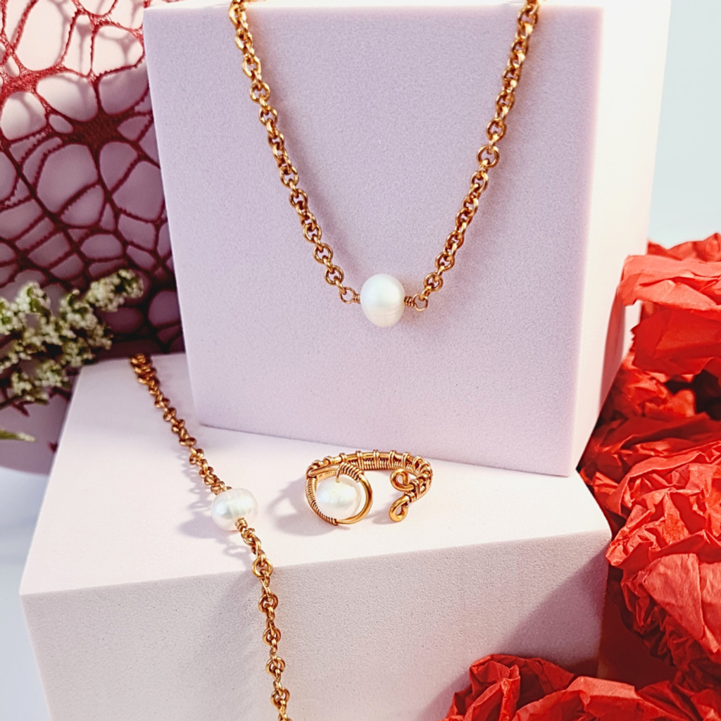 Freshwater Pearl Gift Set - Bracelet, Necklace and Ring – Dr. Beads ...