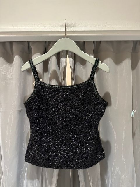 黑色金蔥細肩背心 – 19991232