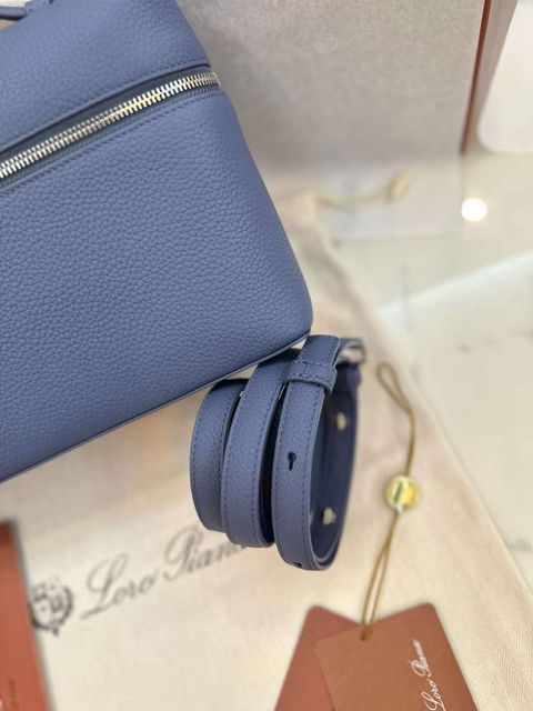 LORO PIANA L27 EXTRA POCKET 斜背包/手提包 冷靛藍 – FAIRY STUDIO