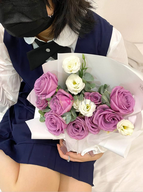Violet Roses Flower Bouquet – Lulanana Florist