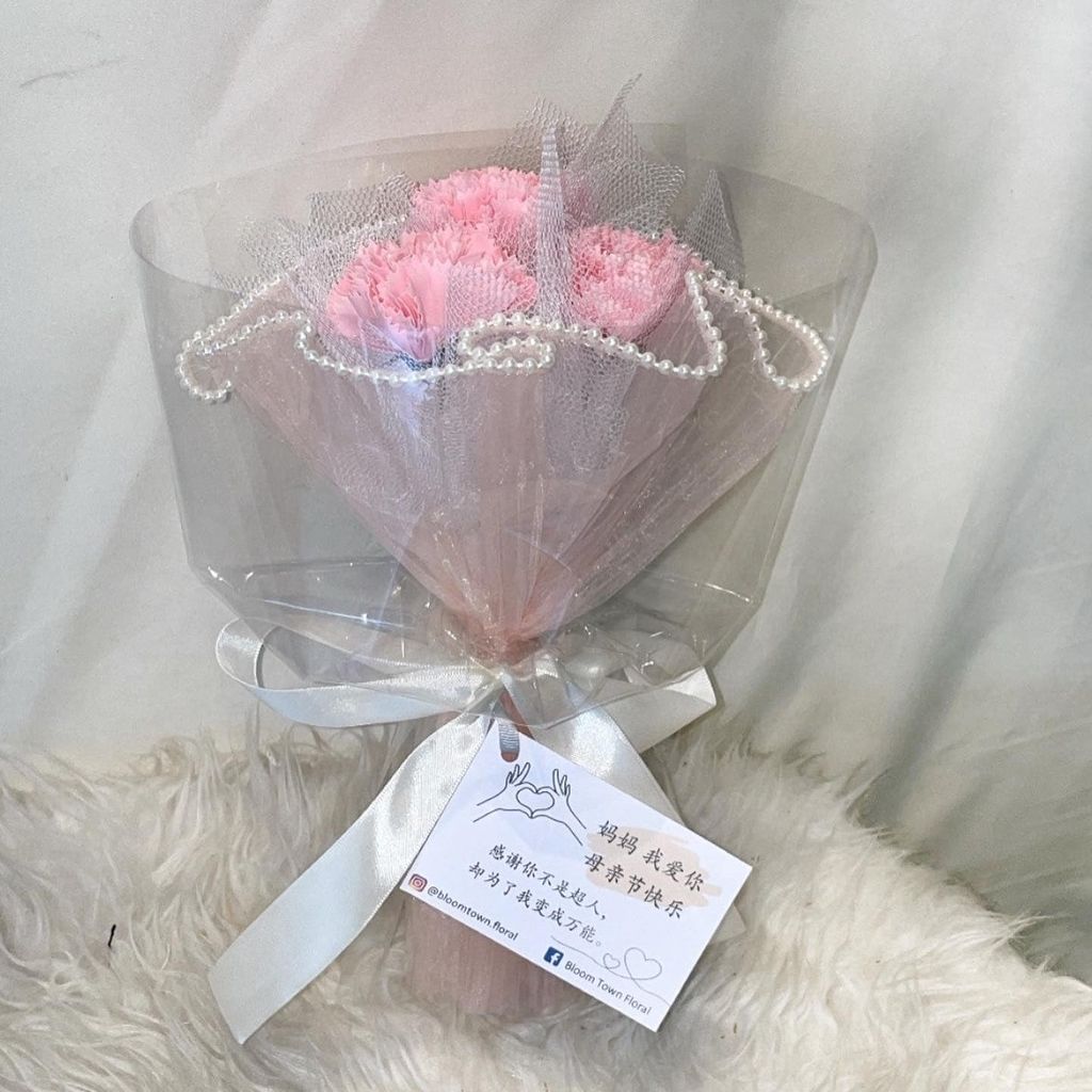 Soap Carnation Bouquet – Bloom Town Floral